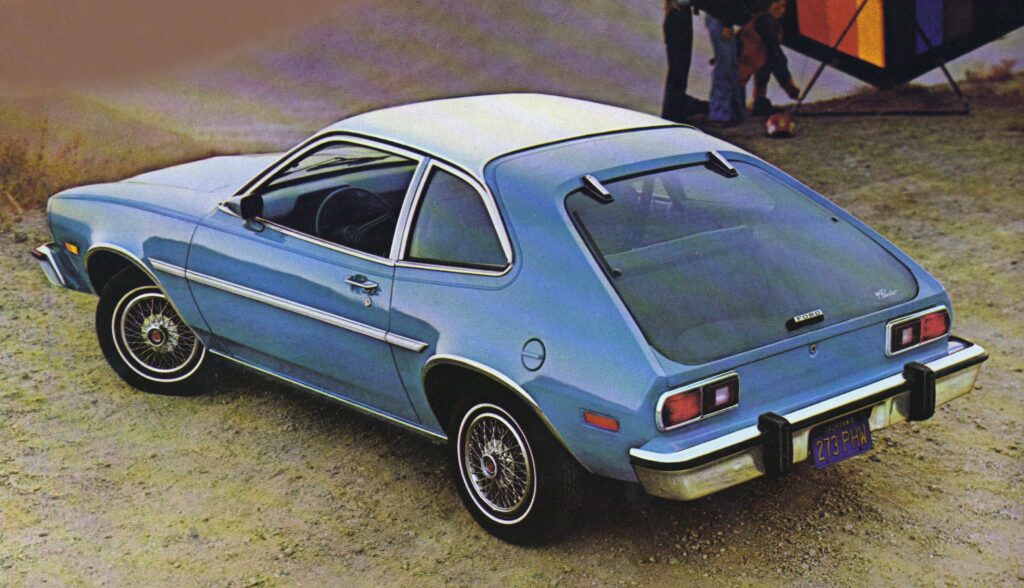 Le Ford Pinto Runabout : Petite Voiture, Grande Histoire